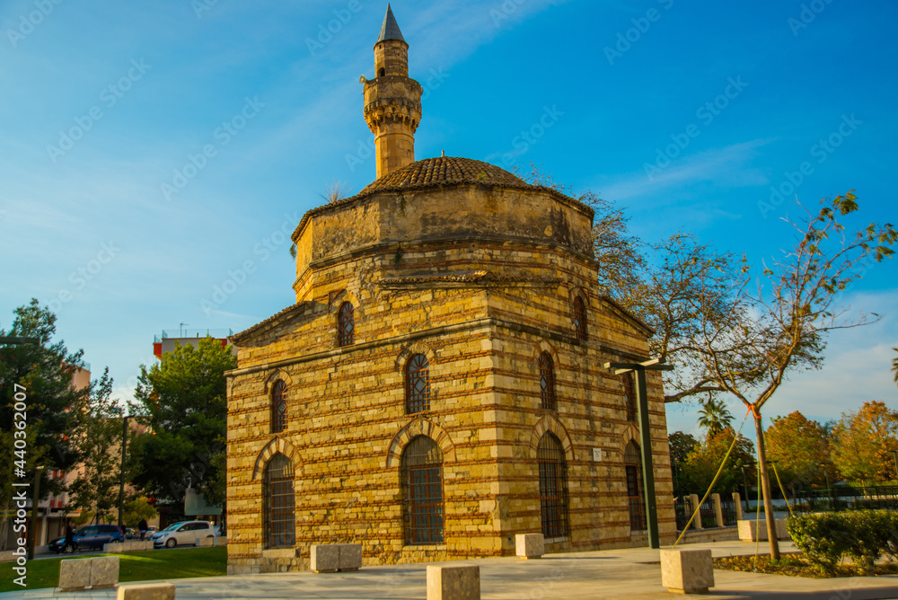 VLORA-VLORE, ALBANIA: View of the famous Muradie Mosque in Vlora ...