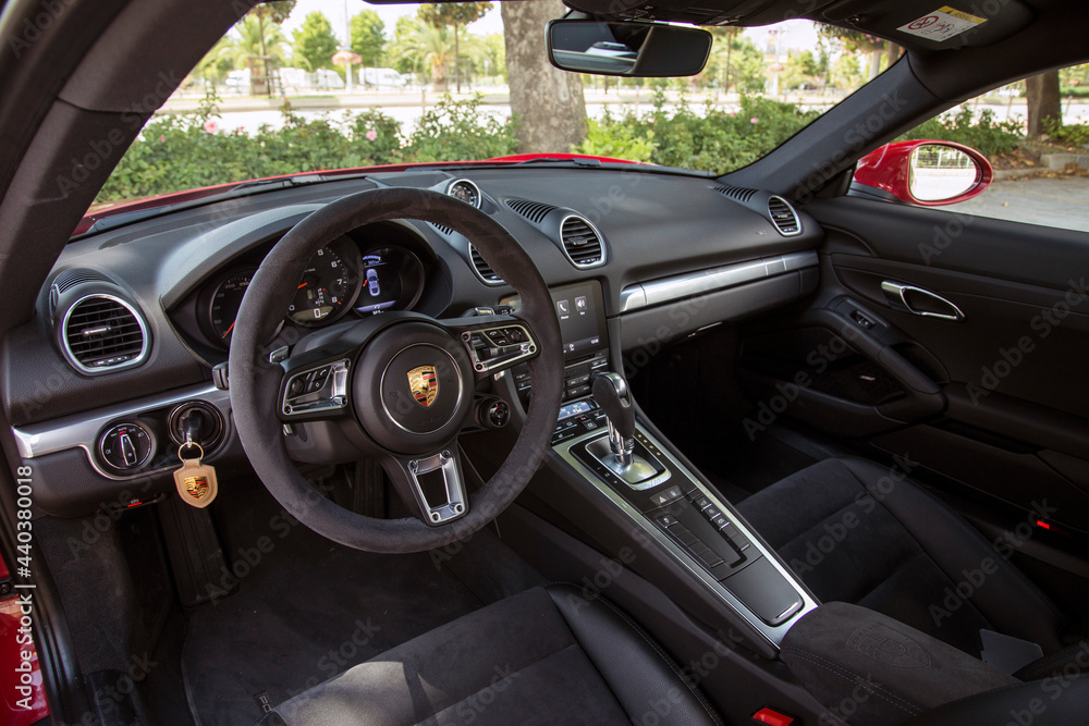 Porsche Cayman 718 is a mid-engined two-seater sports car built by ...