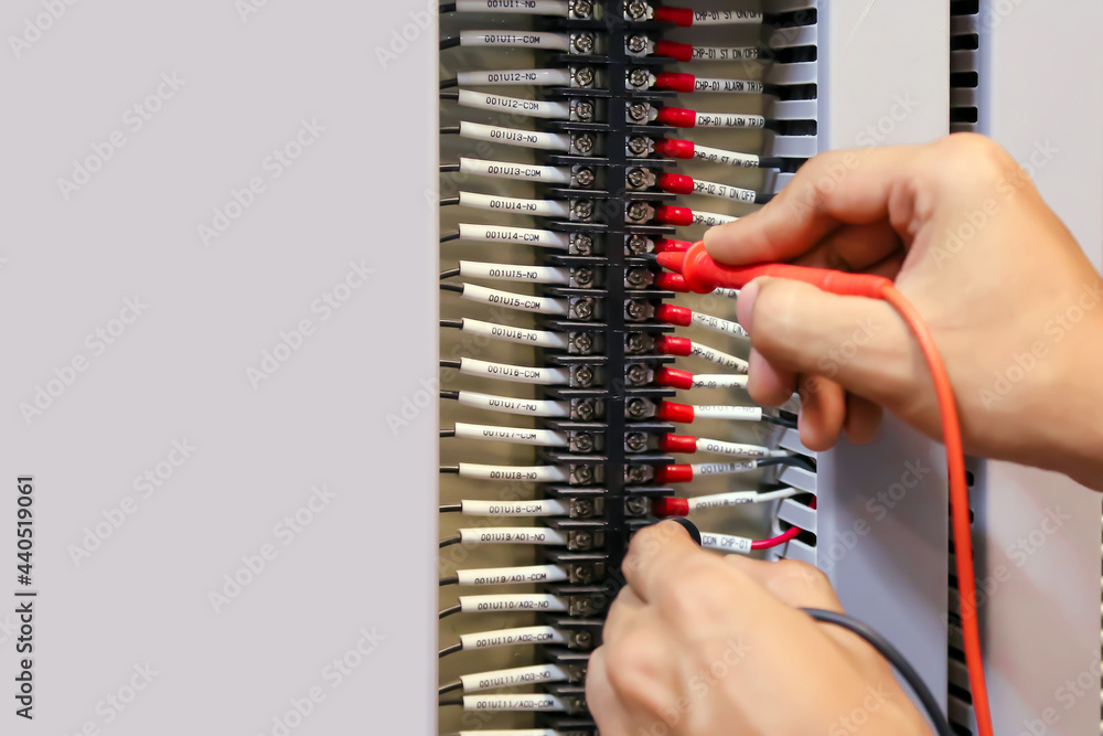 Electricity and electrical maintenance service, Engineer use meter ...