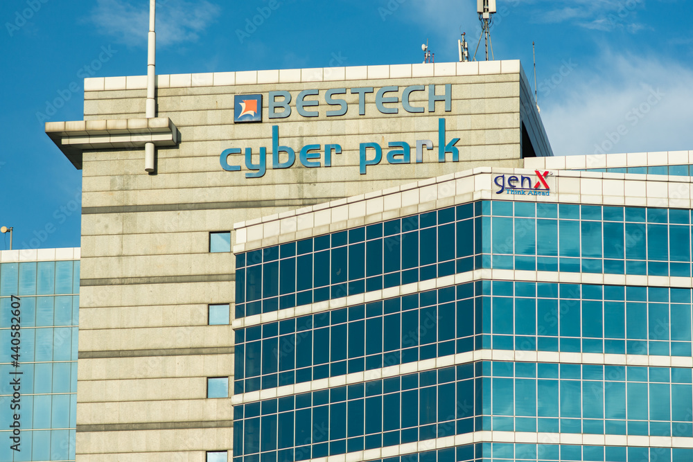 Bestech Cyber Park modern office complex in Gurgaon, India Stock Photo ...