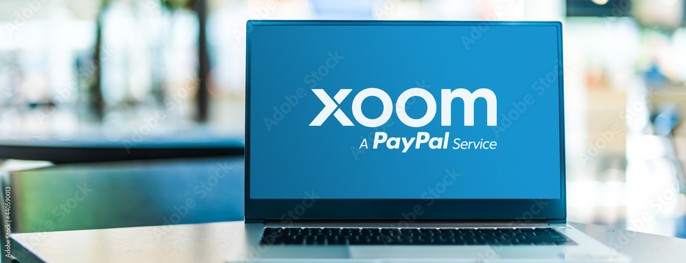 Xoom Money Transfer Logo
