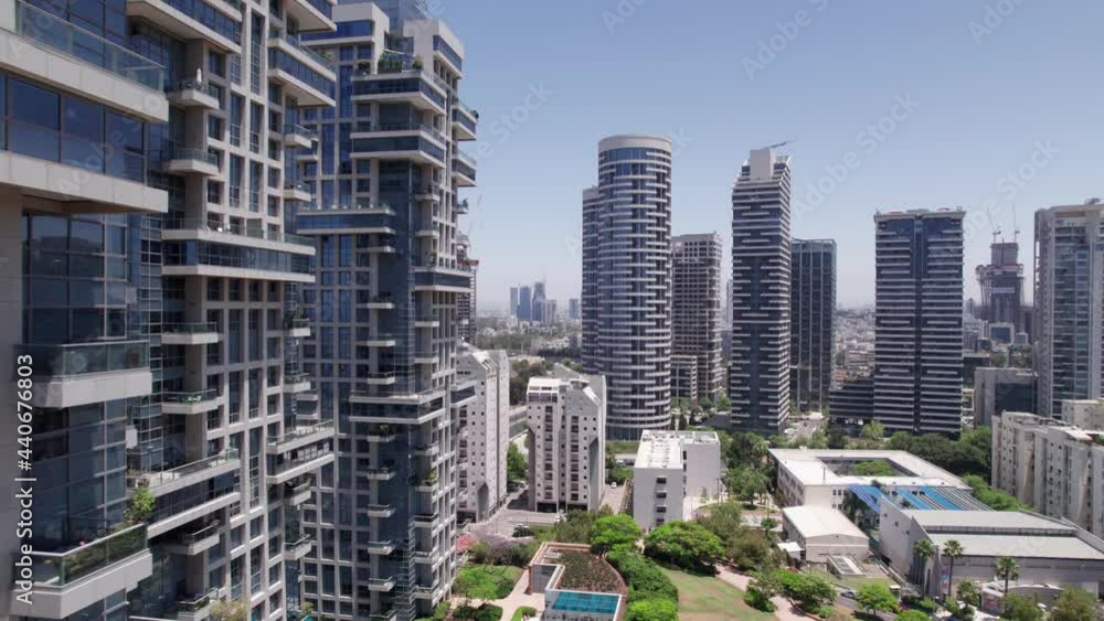 Tzameret Towers Residential buildings in israel tel aviv Stock ビデオ ...