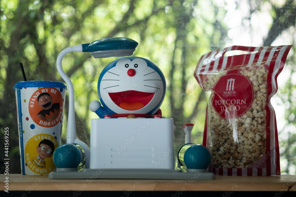 Foto de Bangkok, Thailand - June 25, 2020 : Doraemon time machine ...