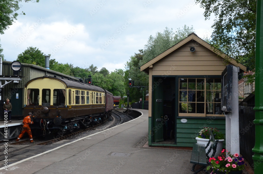pickering vintage railway station, North Yorkshire Moors Railway ...