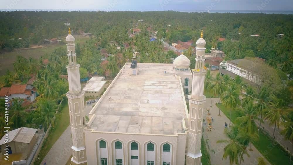 Vidéo Stock Jummah Grand Mosque, Palamunai, Sri Lanka. Pottuvil Grand ...
