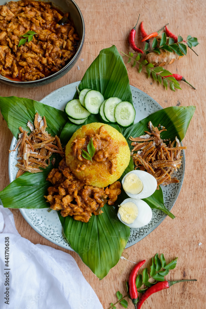 Traditional Malaysian Peranakan cuisine / Nasi Kunyit aka Turmeric ...