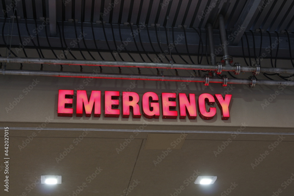 Hospital Emergency Room sign Hospital Emergency Room sign Stock Photo ...