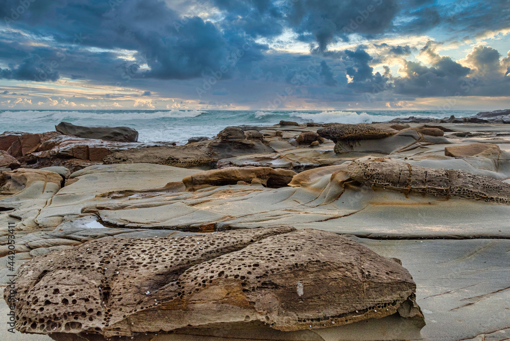 The beautiful village of Apollo Bay and it's beaches located at the ...