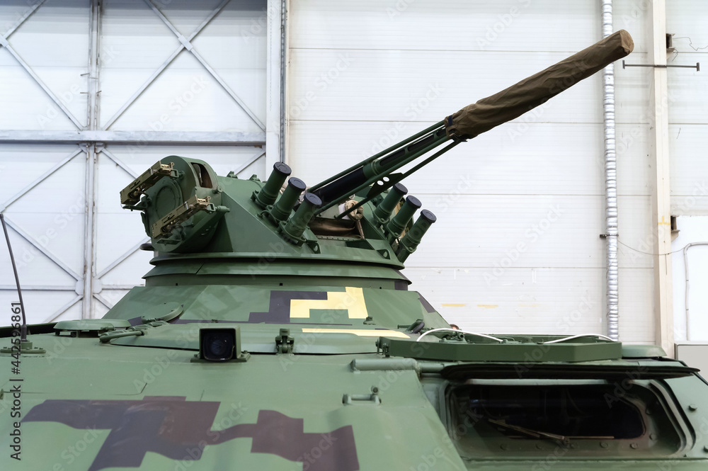 Foto de Infantry fighting vehicle. A combat artillery module of a ...