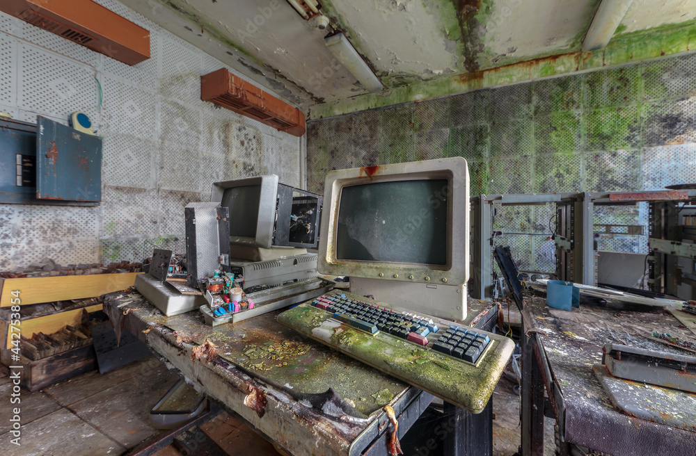 Old computers from the 80s in an abandoned computing center Stock Photo ...