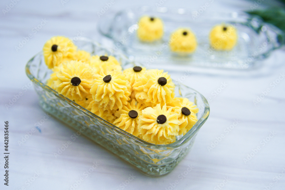 Malaysian Kuih Raya called Semperit Dahlia. Popular kuih raya on Hari ...