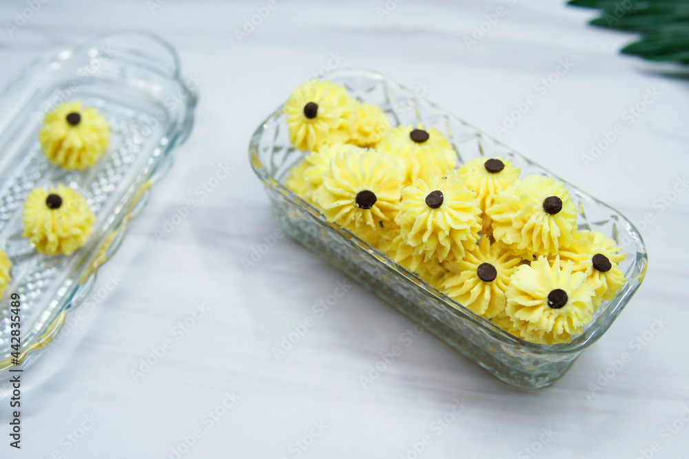 Malaysian Kuih Raya called Semperit Dahlia. Popular kuih raya on Hari ...