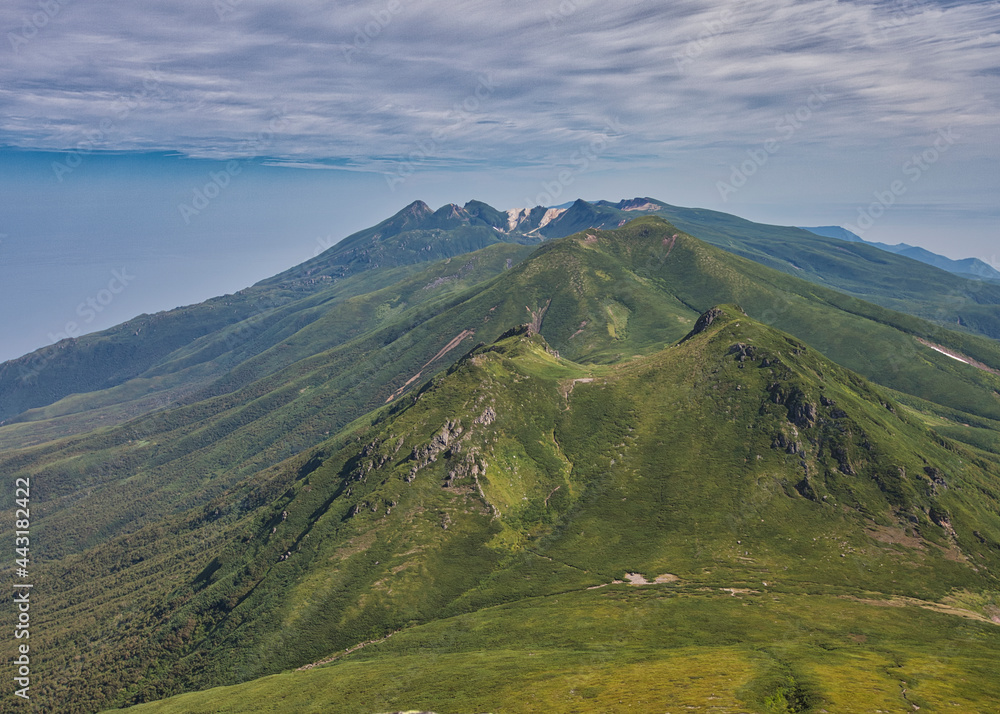 Mt.Rausu, Shiretoko Peninsula, world Heritage 真夏の知床半島、羅臼岳登山 Stock Photo ...