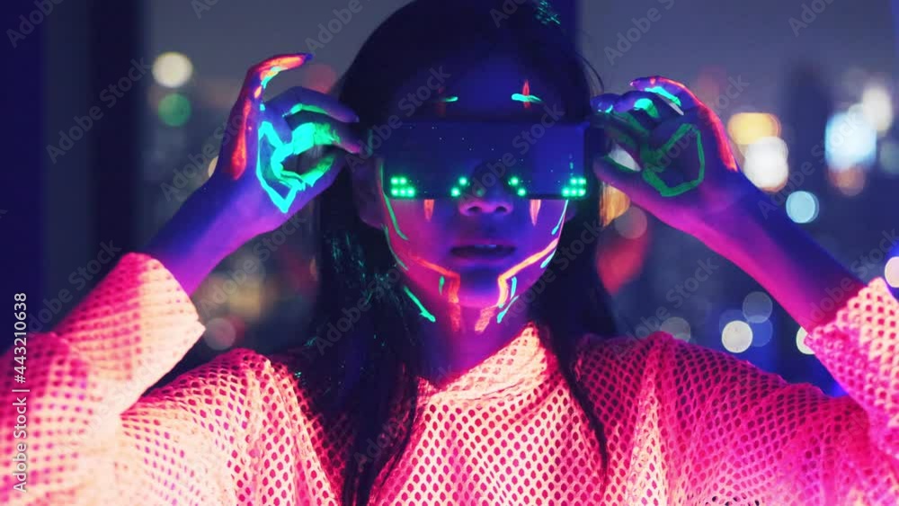 Neon asian woman dancing. Fashion model woman in neon light, portrait ...