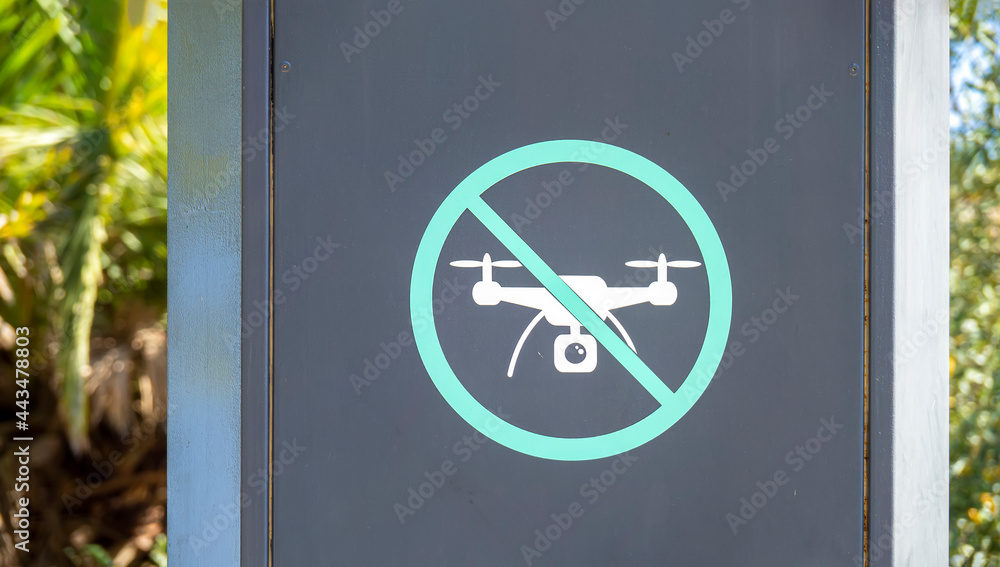 No drone sign at a public park in Spain. No drone zone pictogram ...