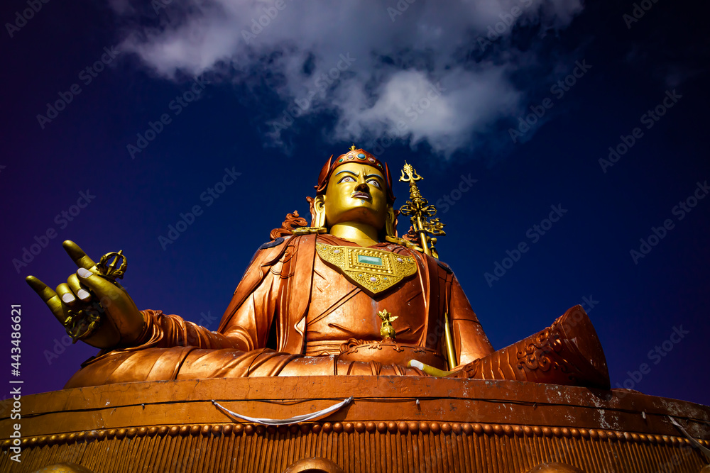 BUDDHA STATUE , THE ANGRY BUDDHA , GURU PADMASAMBHAVA, GURU RINPOCHE ...