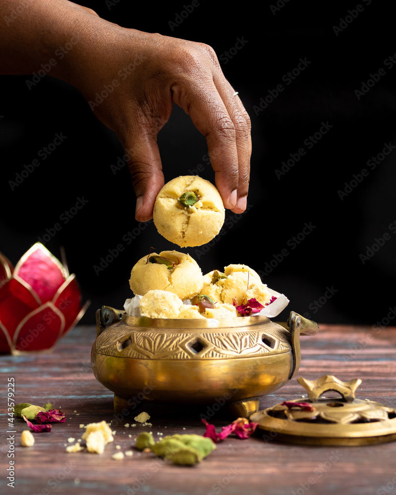 Nankhatai Cookies - Traditional Indian Cookies Nankhatai Traditional ...