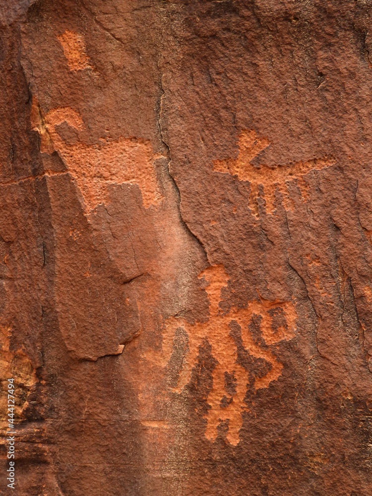 ancient native american petroglyphs in shay canyon, near canyonlands ...