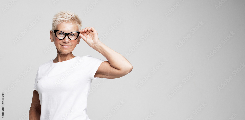 lifestyle, emotion and old people concept: Portrait of beautiful senior ...