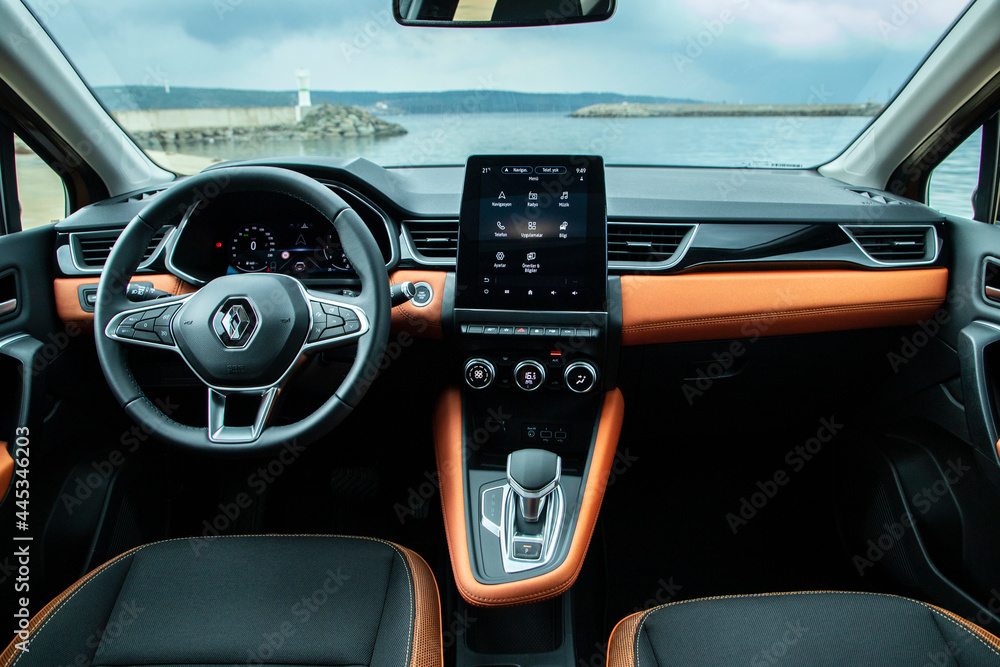 Renault Captur is the name of subcompact crossover SUV manufactured by ...
