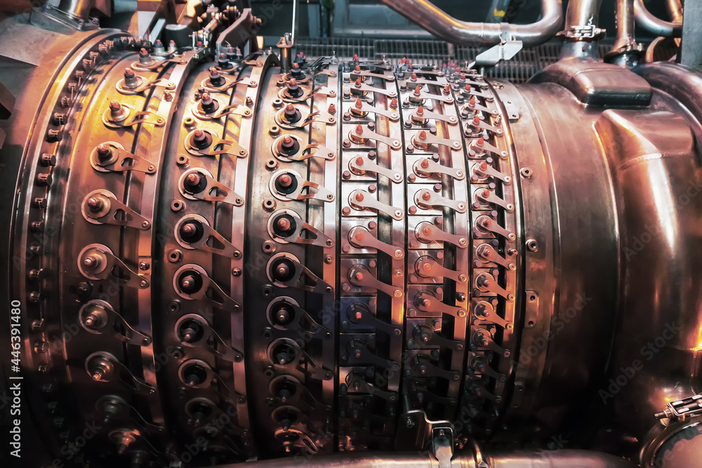 Gas turbine engine, located with internal structural elements, hoses ...