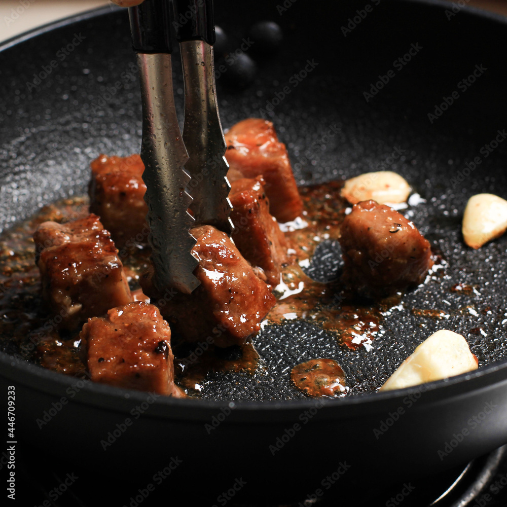Cooking Process, Grilled Fatty Saikoro Cubed Dice Beef Steak with ...