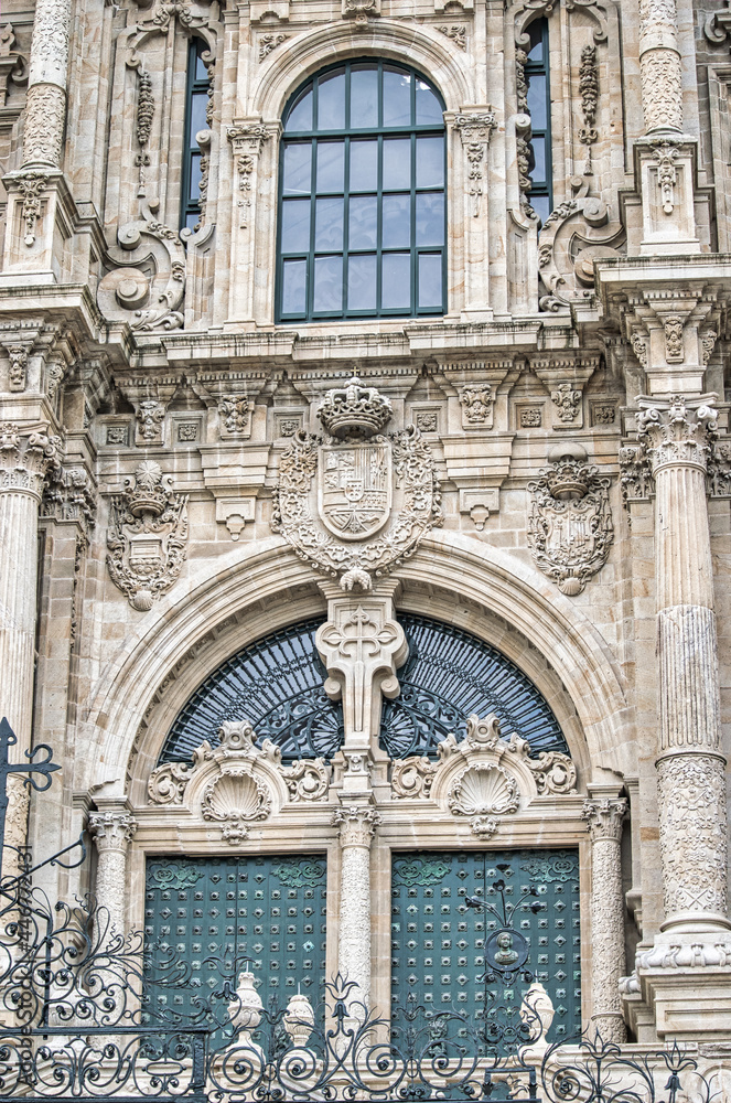 Fachada del Obradoiro en la catedral de Santiago de Compostela, de ...