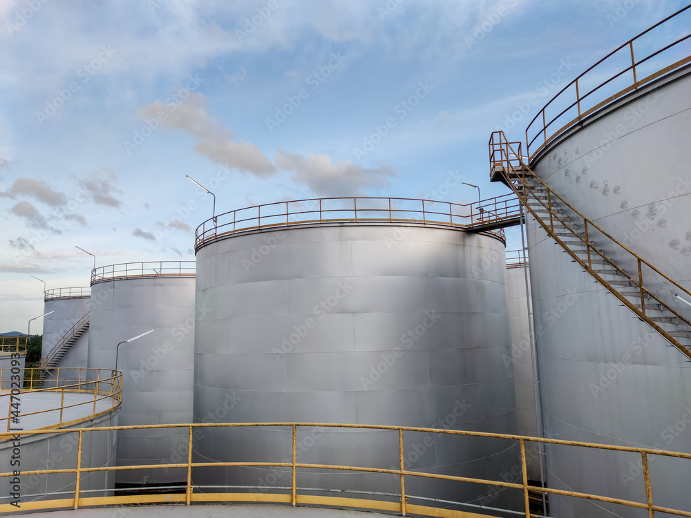 Oil storage tank In industrial areas. Crude oil storage plant For ...