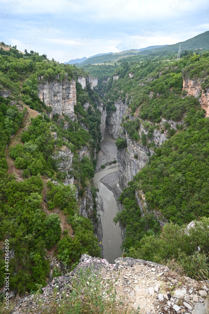 Blick in den Osum-Canyon Osum Schlucht Kanionet e Osumit Stock Photo ... Blick in den Osum-Canyon Osum Schlucht Kanionet e Osumit Stock Photo ...