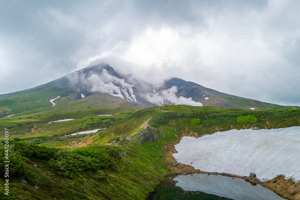 北海道上川郡東川町にある大雪山の旭岳の風景 View of Mt.Asahidake in Mt.Daisetsuzan ...