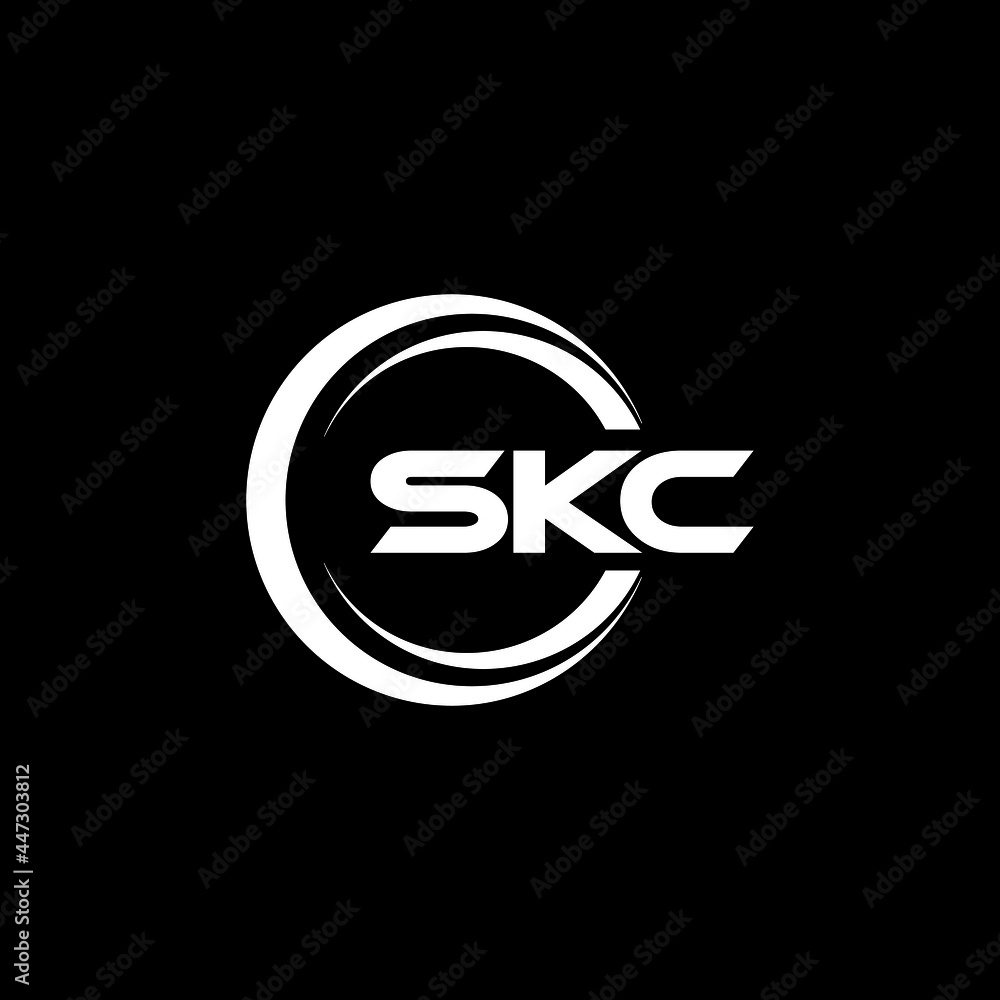 Vettoriale Stock SKC letter logo design with black background in ...