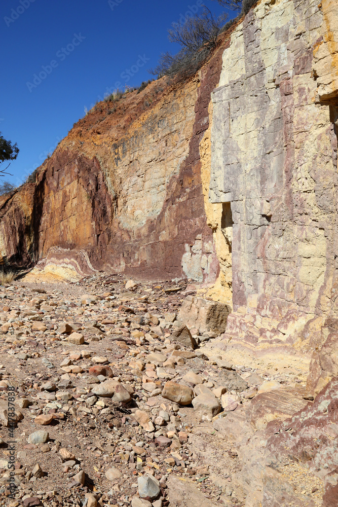 The Ochre Pits used for traditional and sacred painting by indigeous ...
