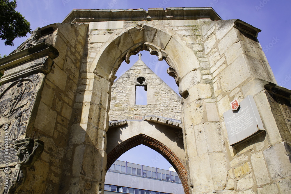 Foto de St. Nicholas' Chapel was a chapel in the German city of Hanover ...