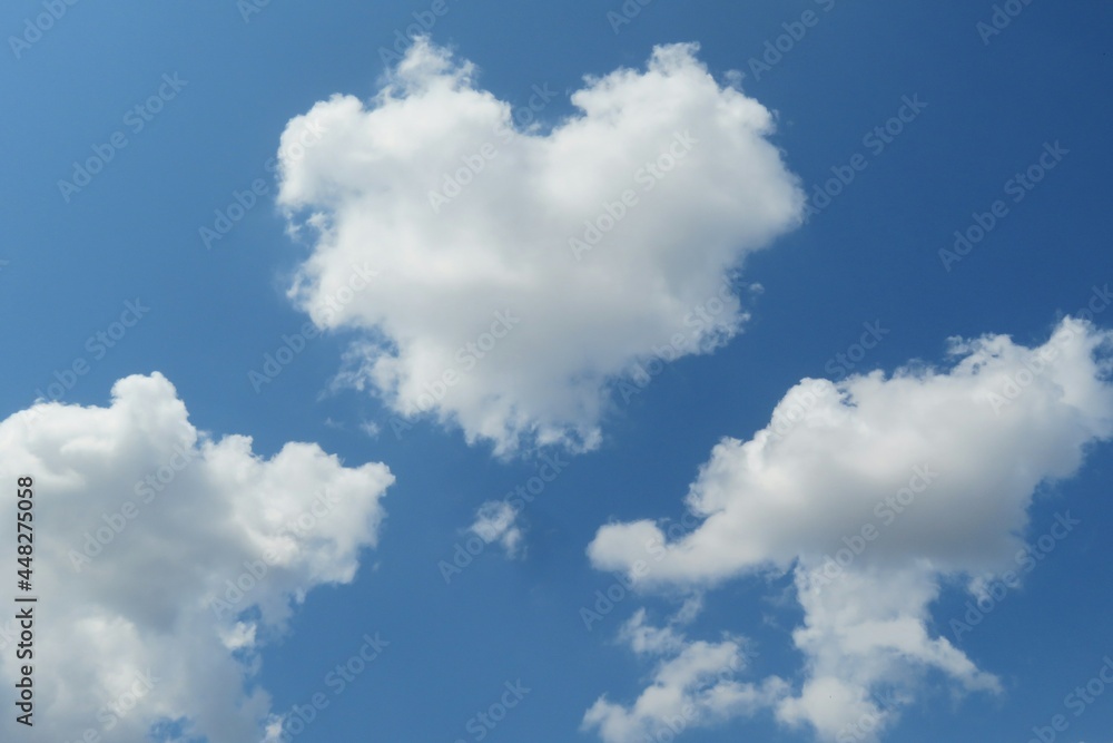 Beautiful heart shape cloud in blue sky, natural clouds background ...