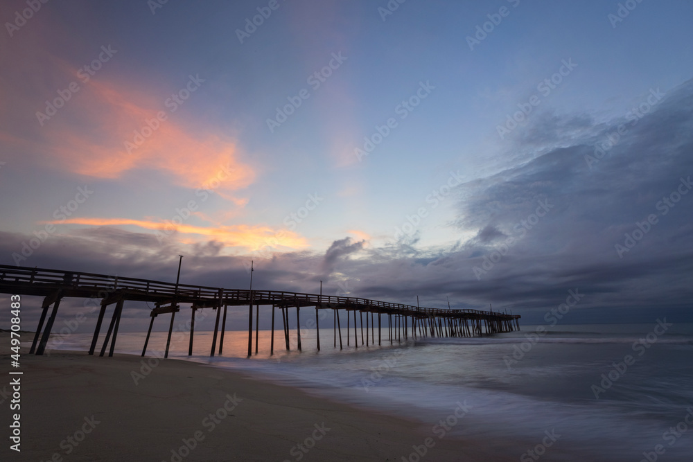 Photo & Art Print Crooked fishing pier at Avon, Outer Banks, North ...
