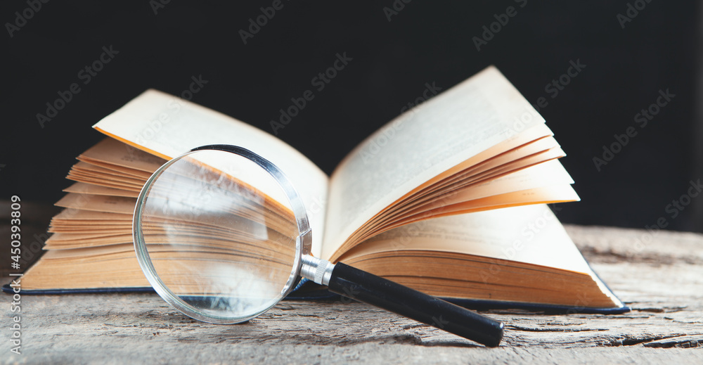 Foto de paper people; desk device; bad books; memorize memory; empty ...