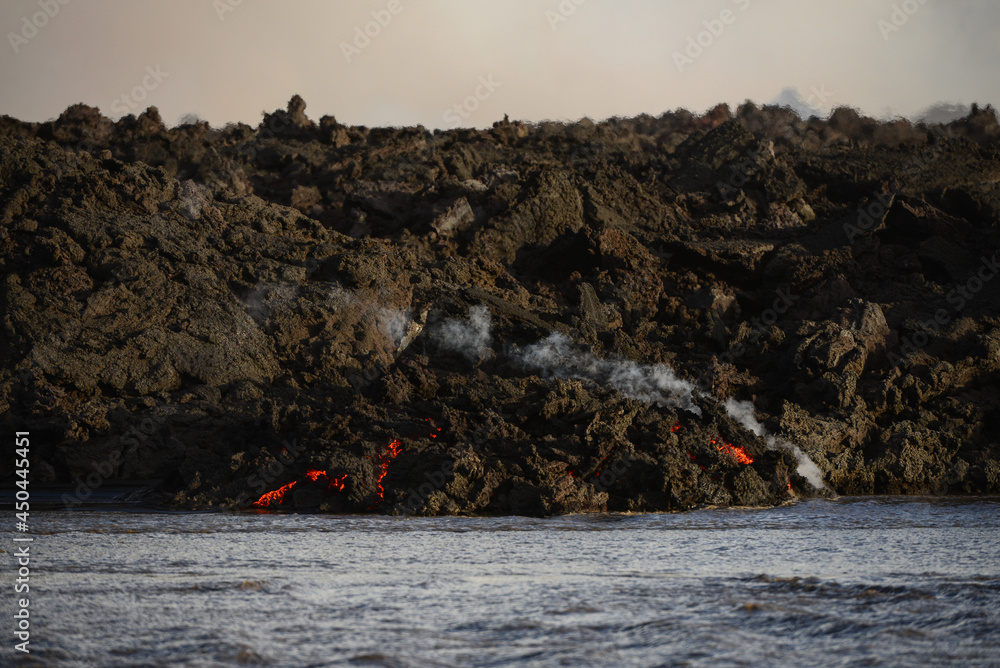 The advancing lava flow of the 2014 Bárðarbunga eruption at the ...