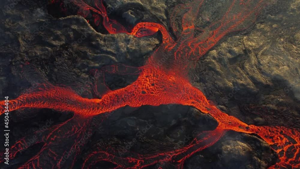 Incredible aerial of the dramatic volcanic eruption of the ...