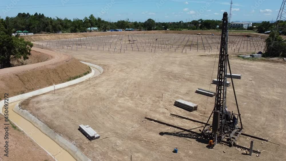 pile rig Equipment for installing piles in ground prepare for solar ...