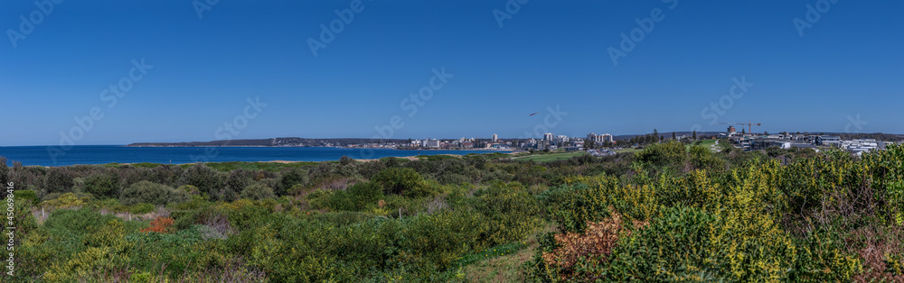Panorama view of Cronulla Beach and the buildings high-rise apartments ...