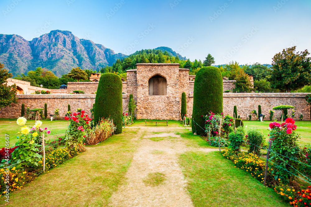 Pari Mahal palace garden in Srinagar ภาพถ่ายสต็อก | Adobe Stock