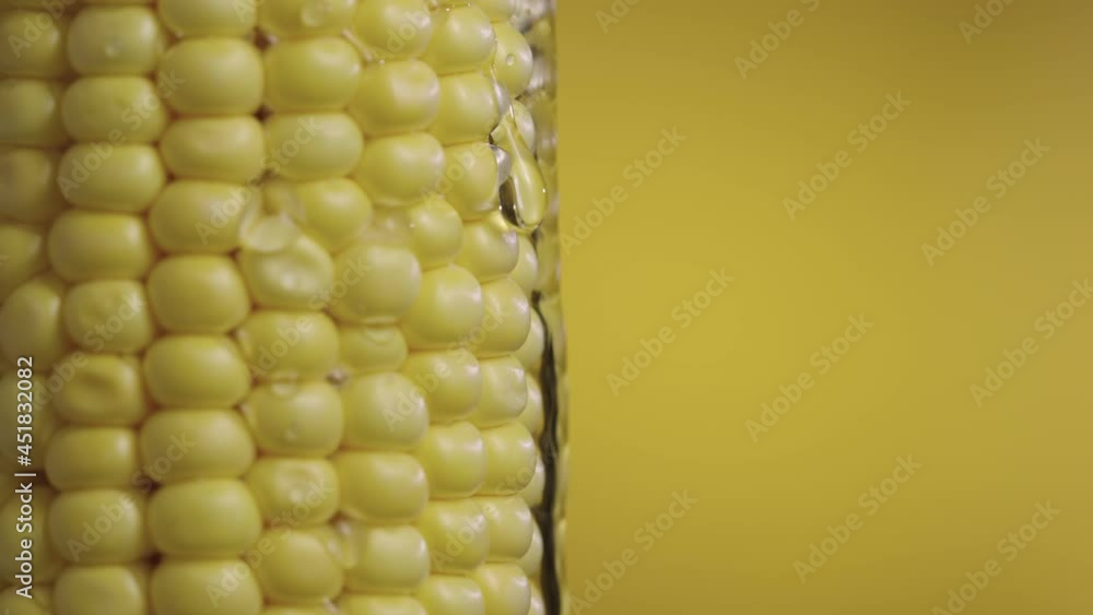 Vídeo do Stock: Drop of thick, viscous honey or oil flows down rows of ...