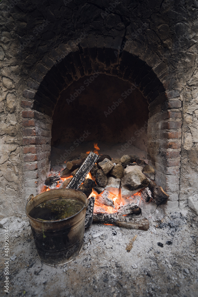 preparación de temazcal ritual en Tulum Stock Photo | Adobe Stock