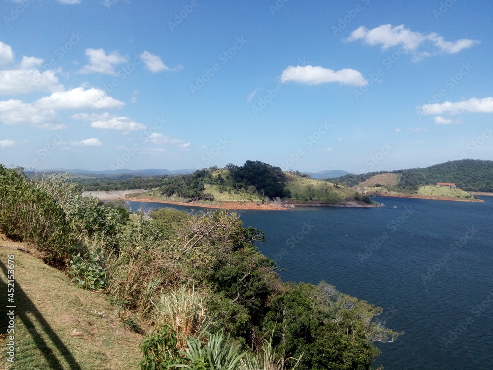 Moragahakanda Reservoir - Sri Lanka Moragahakanda Dam and Reservoir ...