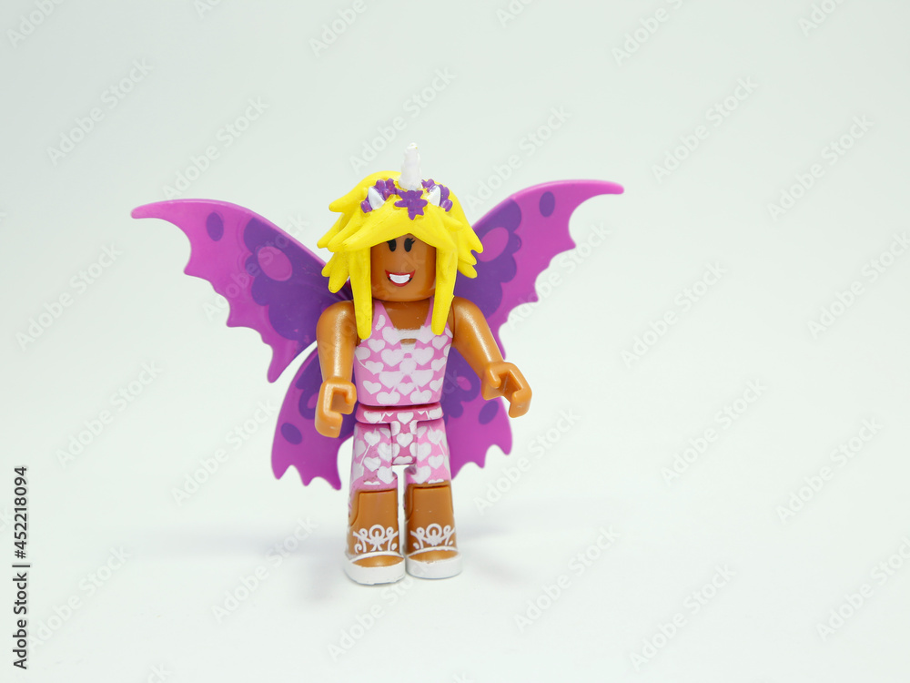 Plastic toy figure with character from the Roblox video game. Roblox ...