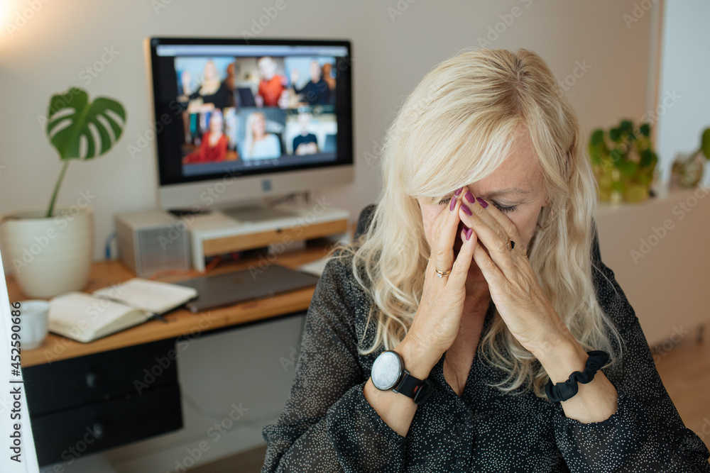 Fatigue woman from work at home. Tired businesswoman sleeping on his ...
