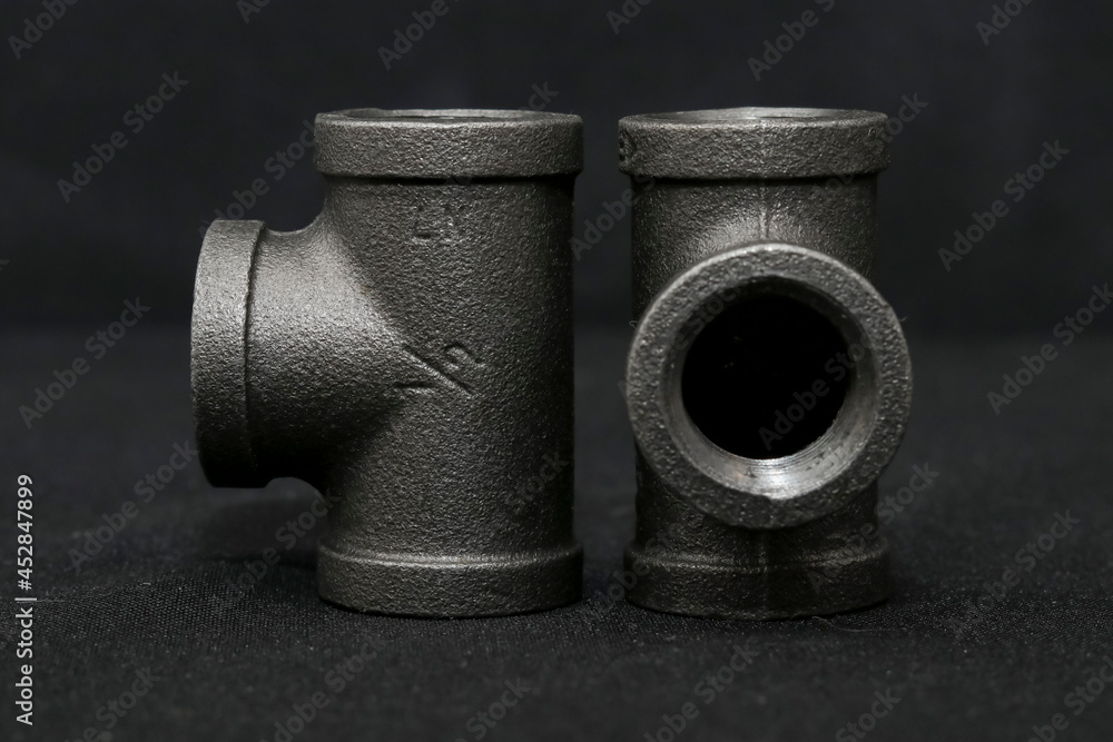 Metal elbow cruz tees for water pipes hierro maleable acero al carbon ...