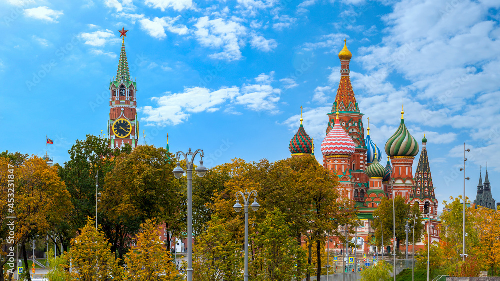 St. Basil's Cathedral ancient architecture on Red Square in Moscow ...