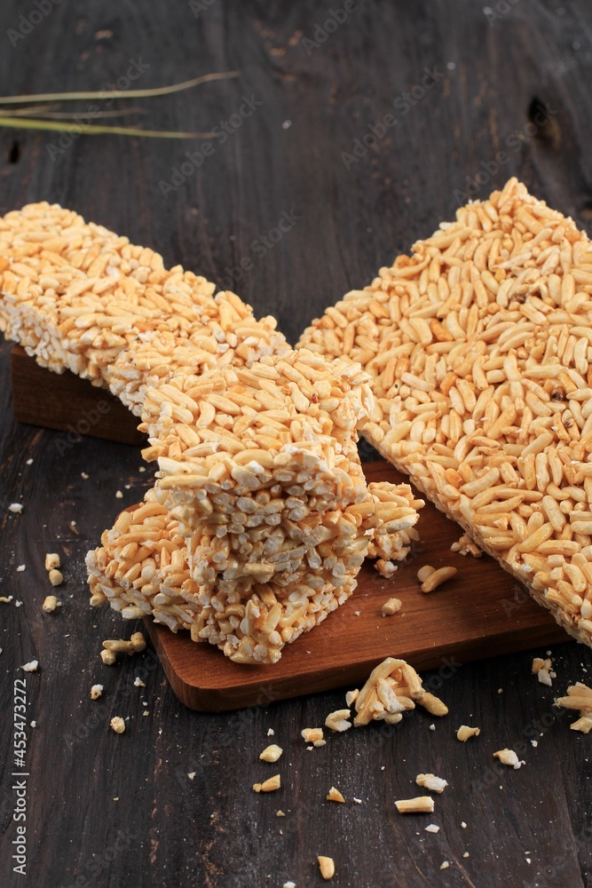 Selected Focus Stacked Kue Gipang, Jipang, Bipang or Teng teng Beras is ...