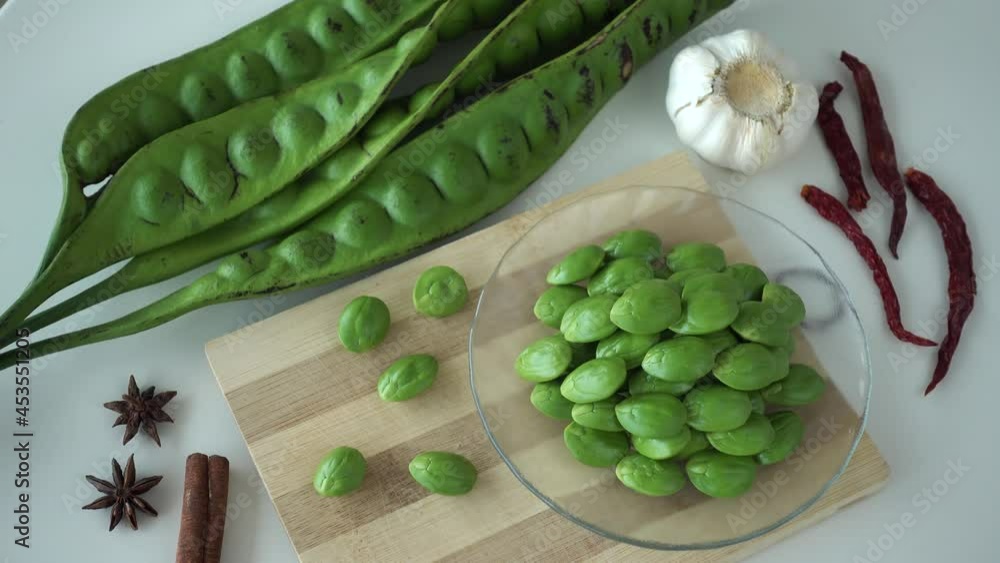 Stinky Bean, Petai Can help us keep our bodies healthy, It can also ...